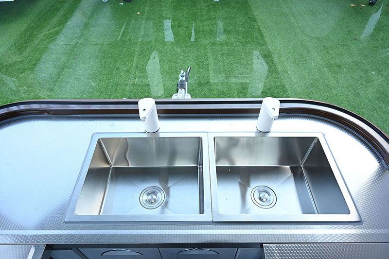 T001W - OLD_キッチントレーラー - TKKX株式会社